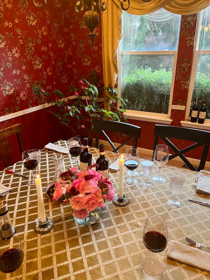 Spacious & Comfortable Basement Bedroom W/perks! - Longmont