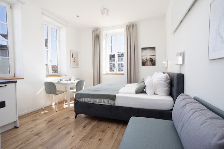 Zuse Deluxe Studio Apartment Bad Küche Wlan Tv B5 - Bad Hersfeld