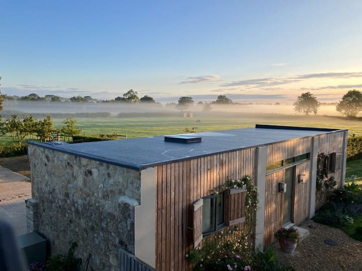 A New Barn Conversion Near Cirencester - Somerford Keynes
