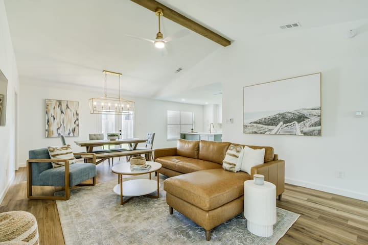 Cozy Cottage - The Colony, TX