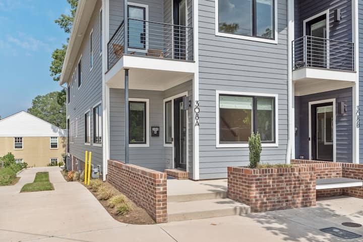 Modern Luxury Downtown Retreat - Durham, NC