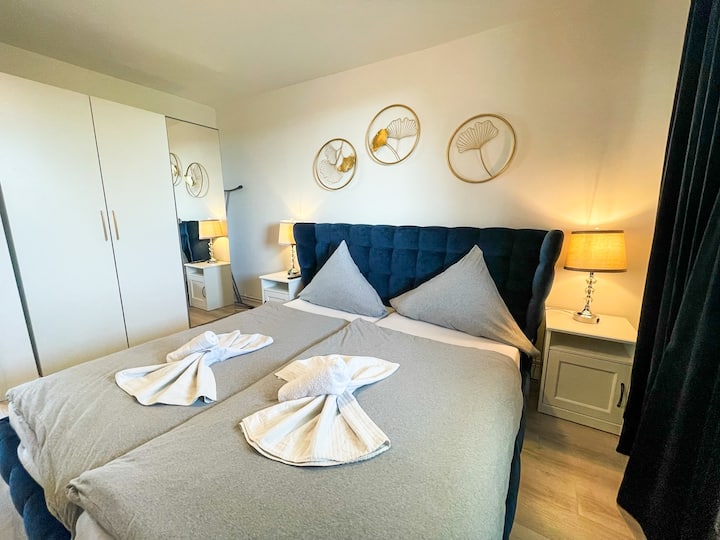 Appartement Pour 5 Personnes Avec Grand Balcon - Hanover