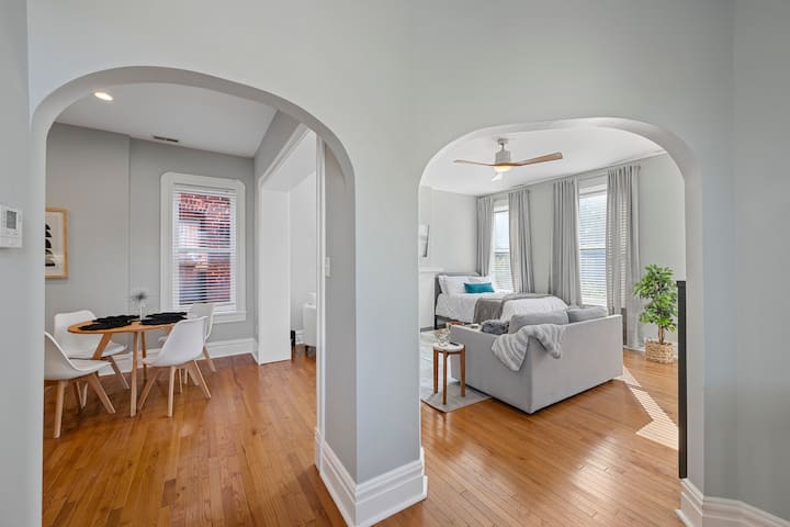 Near Wash U/bjh, Dog Friendly, Great Neighborhood - University City, MO