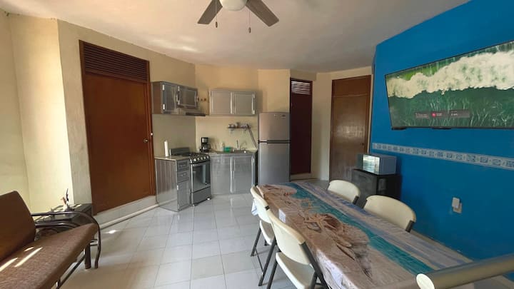 La Lateral De La 24. Cerca Del Centro De Campeche - Campeche state, Mexico