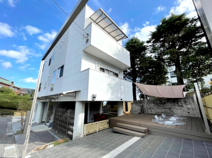 2名～8名/熱海バレルサウナとジャグジー付の別荘bbq可　Wi-fi付き　熱海駅から10分 - 熱海市