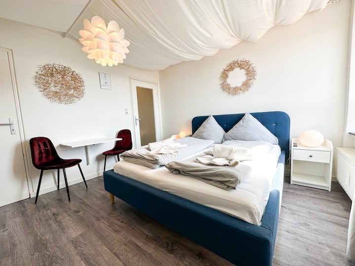 Appartement Pour 3 Personnes Parking Et Ascenseur - Laatzen