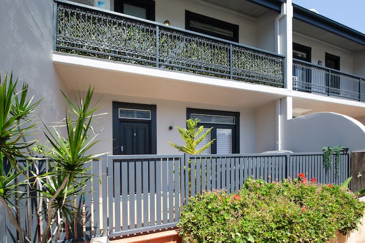 Lux Private Two Rooms In Sydney Eastern Suburb - Manly