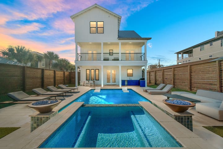 Dolphin Dreams - Destin, FL