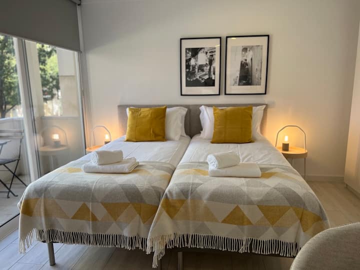 Ptyx Studio Campo De Ourique With Balcony- 1 Floor - Campo de Ourique