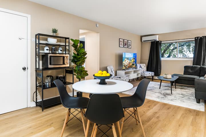 Comfort Focused | 2bd |Mins To Hospital & Nbcc - Moncton