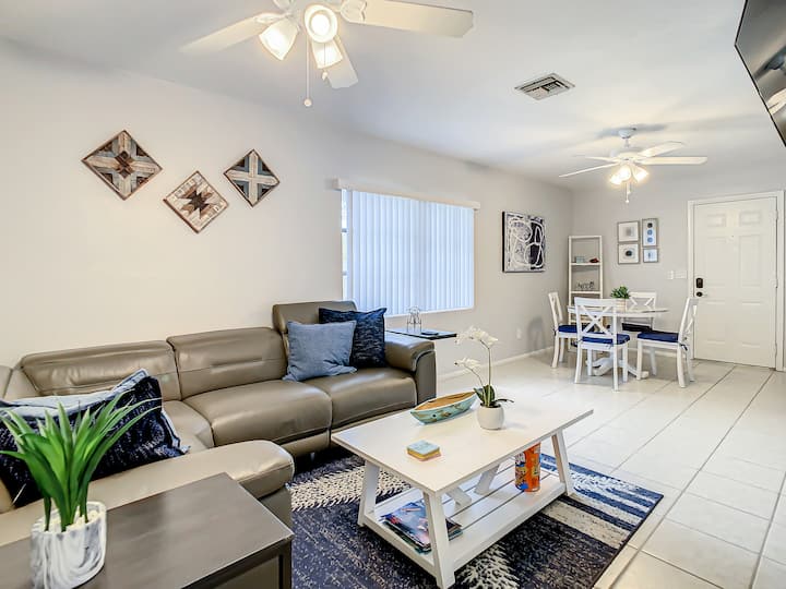 Lovely 2br 1b House - Largo, FL