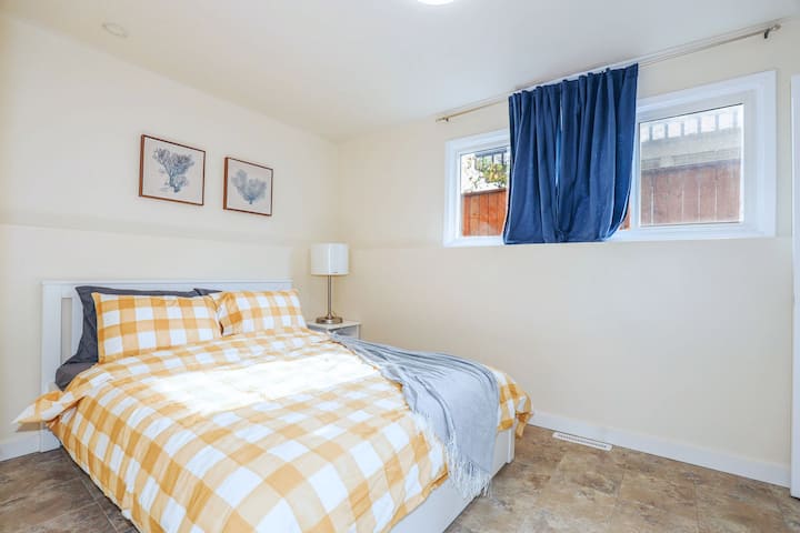 20% Monthly, New Home, 10' Uofm, Big Window - Winnipeg