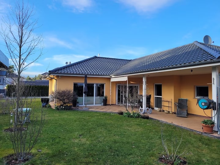 Einfamilienhaus In Seenähe - Heidesee