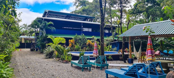 5 Cabinas For Up To 12 People. Pool, Beach & More - Costa Rica