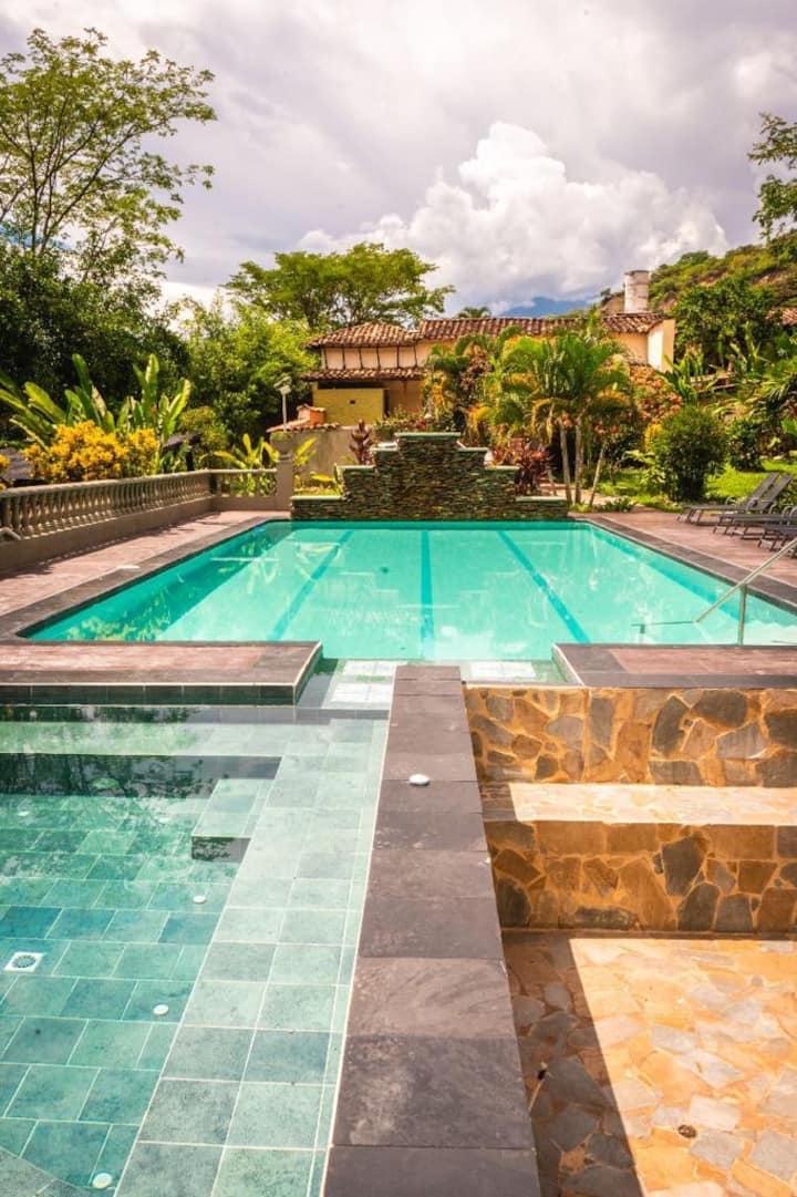 Amazing Country House+wifi+pool+jaccuzzi @Sopetran - San Jerónimo
