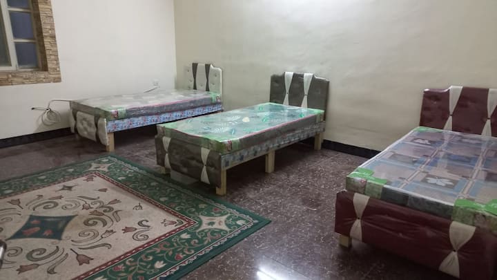Cute Small House, Wifi, Up To 6 Guests  بيت صغير - Baghdad