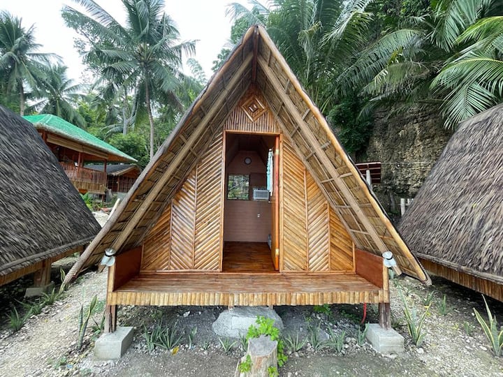 Hagdan Reef Dive Spot - Nipa Hut - Oslob