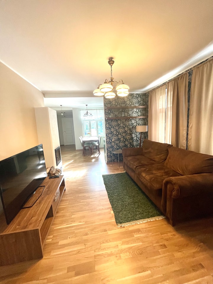 Armas Korter Nõmme Mändide All - Estonia