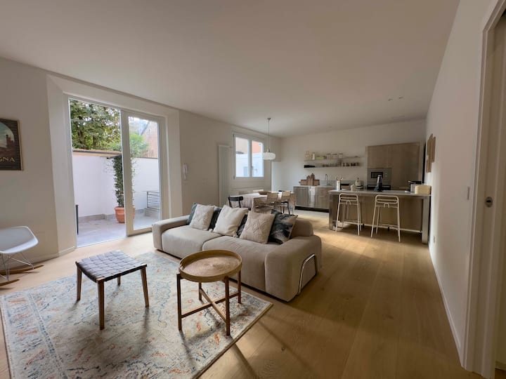 Realkasa Charming Luxury Apt. - Bologna