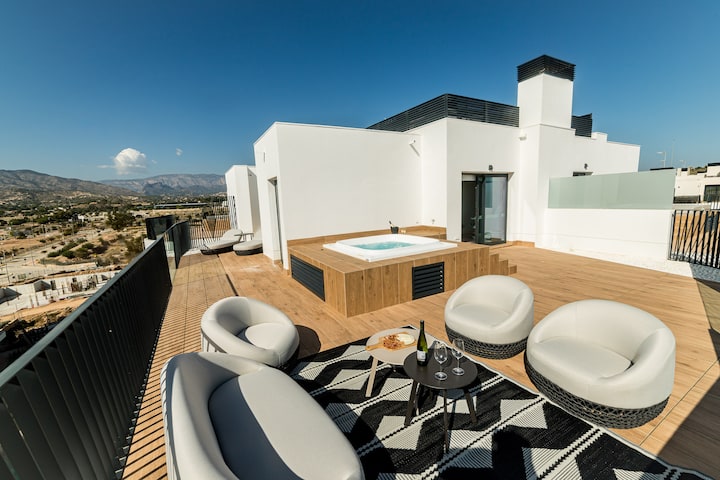Amplio áTico Con Vistas Al Mar, Jacuzzi Y Piscina - La Vila Joiosa