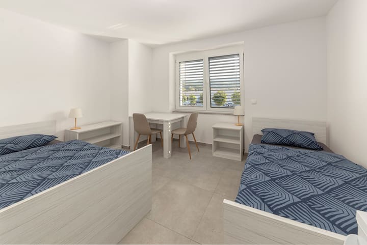 Room In The Center Of Celje | 2 Single Beds -
