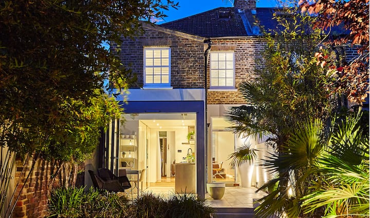 Luxury Victorian Villa - Windsor