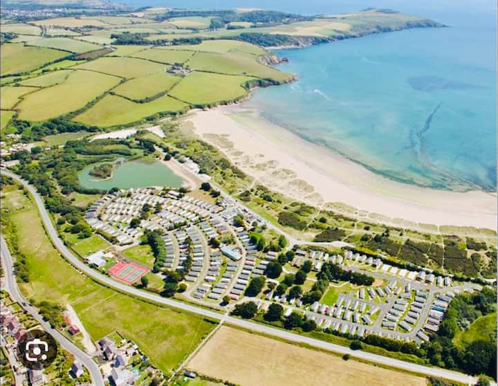 The Beach Retreat - United Kingdom