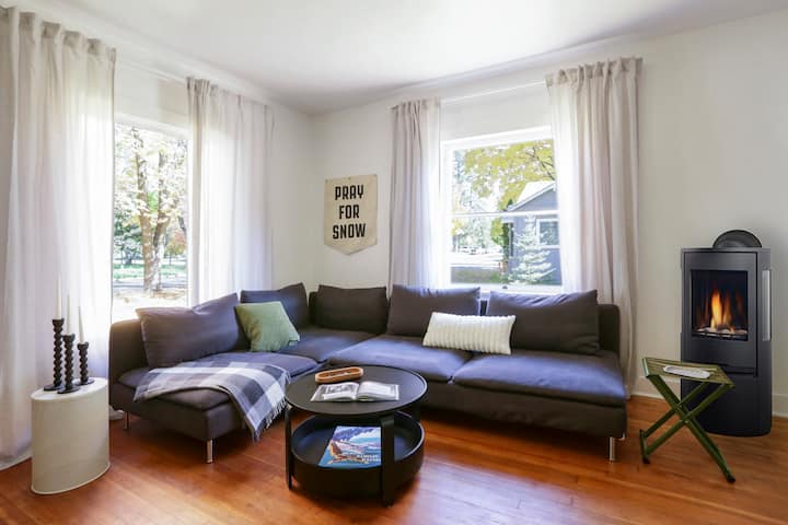 Designer's Cottage In The Heart Of Sandpoint - Shepherd Lake, ID