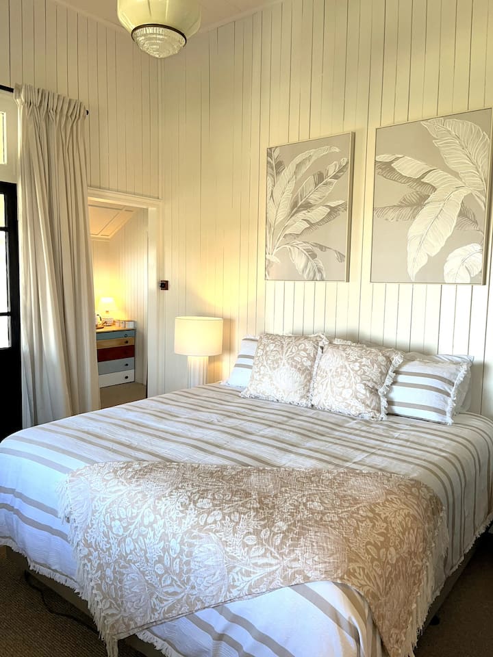 Luxury Vineyard: Shiraz Suite - Highfields