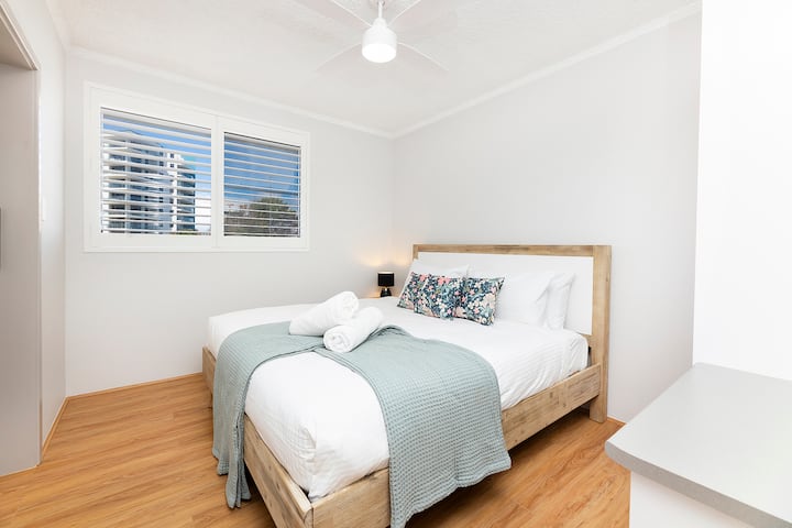 Crystal Waters - Tuncurry