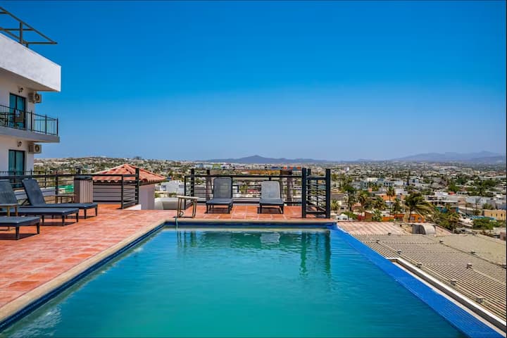 Cozy Loft Near Marina W/ Rooftop Pool - Cabo San Lucas