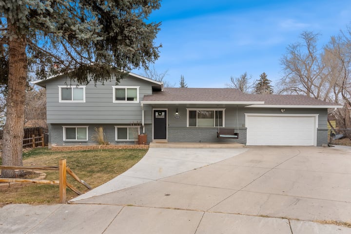 Family Friendly 4 Br Home W 3 King Beds - Bunk Bed - Colorado Springs