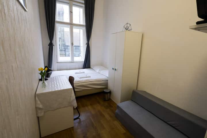 Pest-port Apartment Room-5 Private Apartment - Budapest