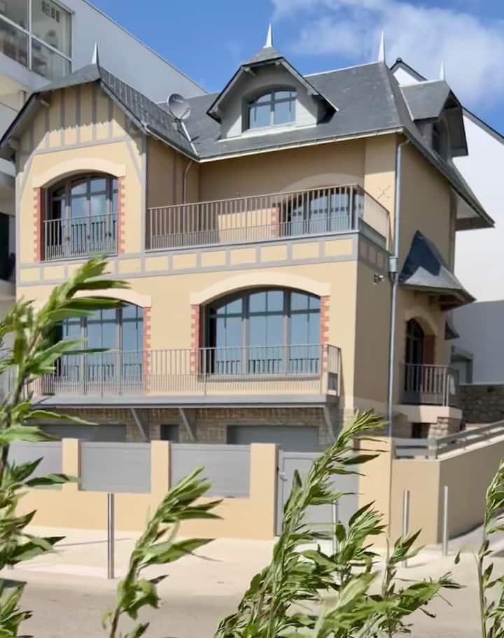 Rare : Villa Classée Face Mer Pour 10 Personnes - La Baule-Escoublac