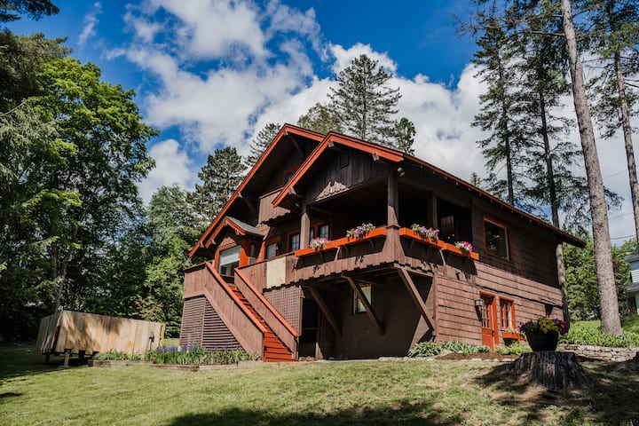 Adk Ski Jump Chalet - Lake Placid, NY