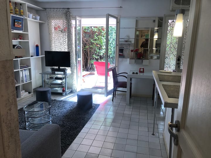 Studio Cosy En Rez De Jardin Proche Vélodrome - Marseille