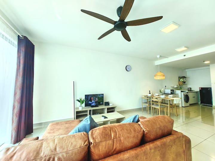 T4 1-10pax 2room Trefoil Cozy Home Setia Alam Wifi - Shah Alam