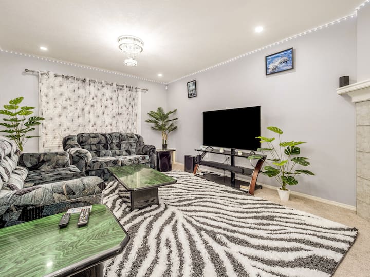 Private Room, Shared Space 2 - Lethbridge