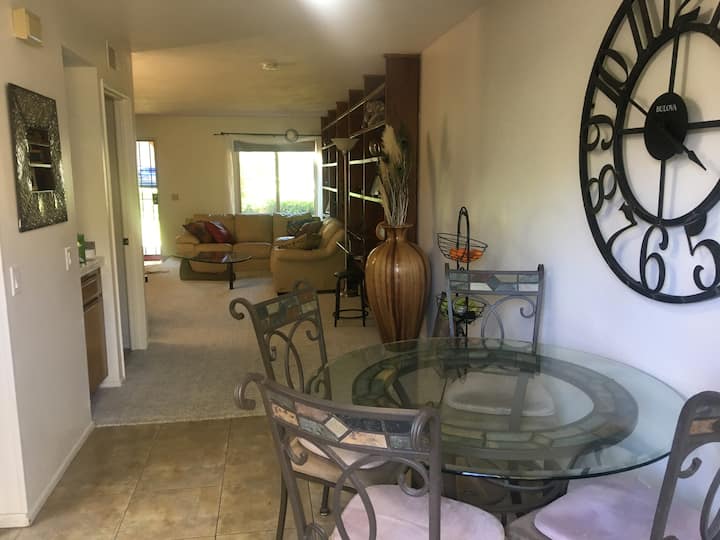 Sunny Paradise - Available For Minimum Of 29 Days - Palm Desert, CA