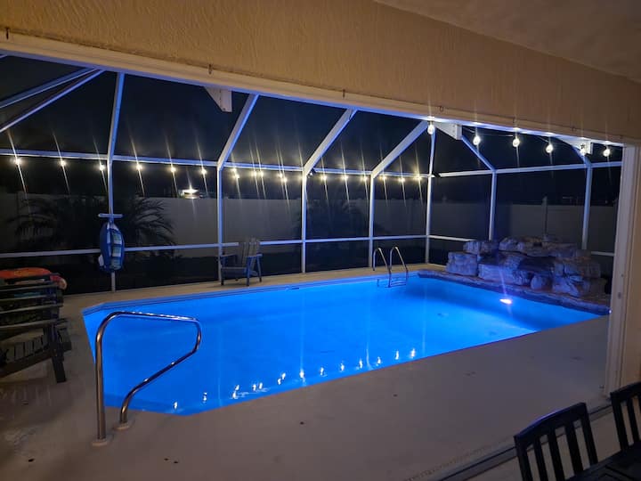 Family Oasis With Pool & Arcade - Florida