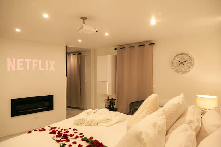 Suite En Amoureux Lovejacuzzi•sauna• Disneyland - Meaux