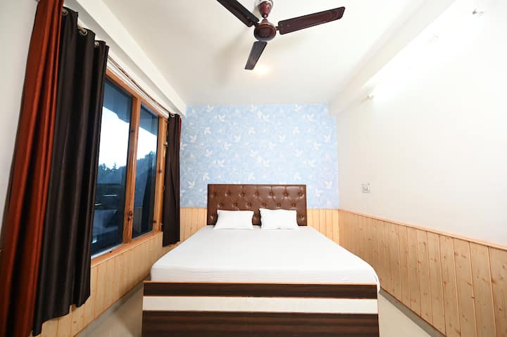 The Shalangco Villa Deluxe Room2 - Kullu