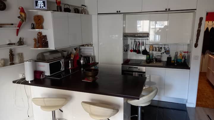 Studio Bien éQuipé Avec Balcon Près De Sacré Coeur - ibis Paris Bastille Faubourg St Antoine