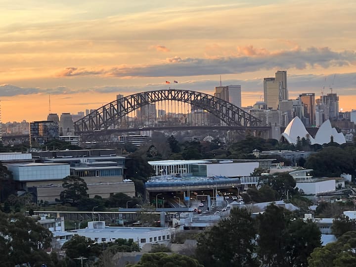 Sydney Harbour Views - Modern Apartment - Coogee