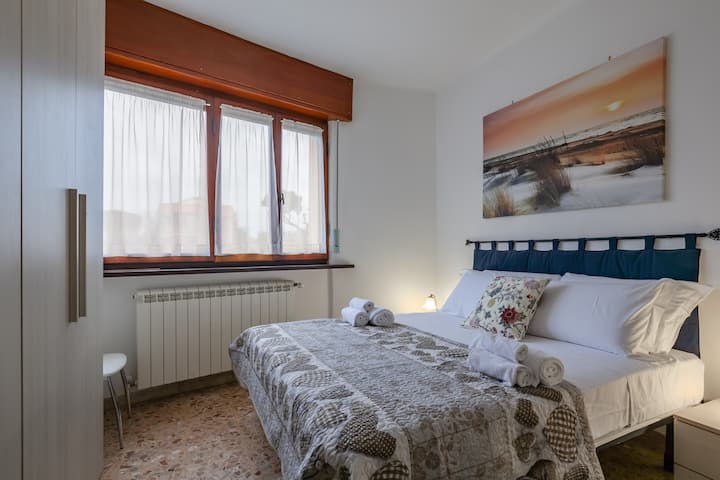 Tirrenia Cozy Apartment Near The Beach - Pisa Airport (PSA)