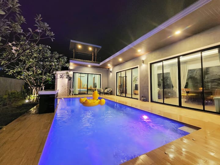 Wooffy House (Modern Tropical Pool Villa) - Cha-am