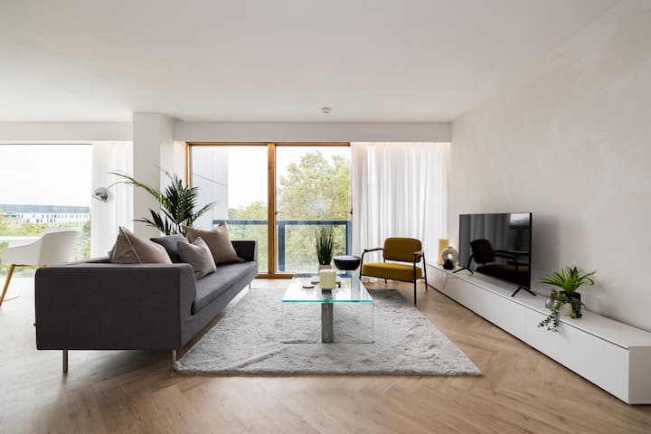 Islington Designer Home With Balcony And View - London