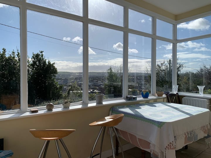 Stunning Views 5-min From Centre - Cork