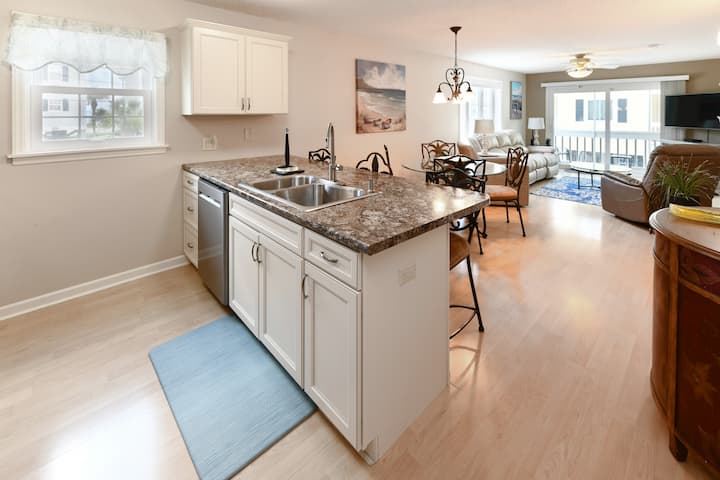 Ocean View Condo- Sandy Shores Iii 123 - Garden City, SC