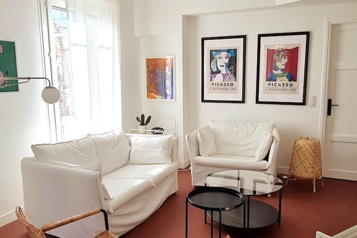 Très Beau 3 Pièces Rénové Antibes Centre - Antibes
